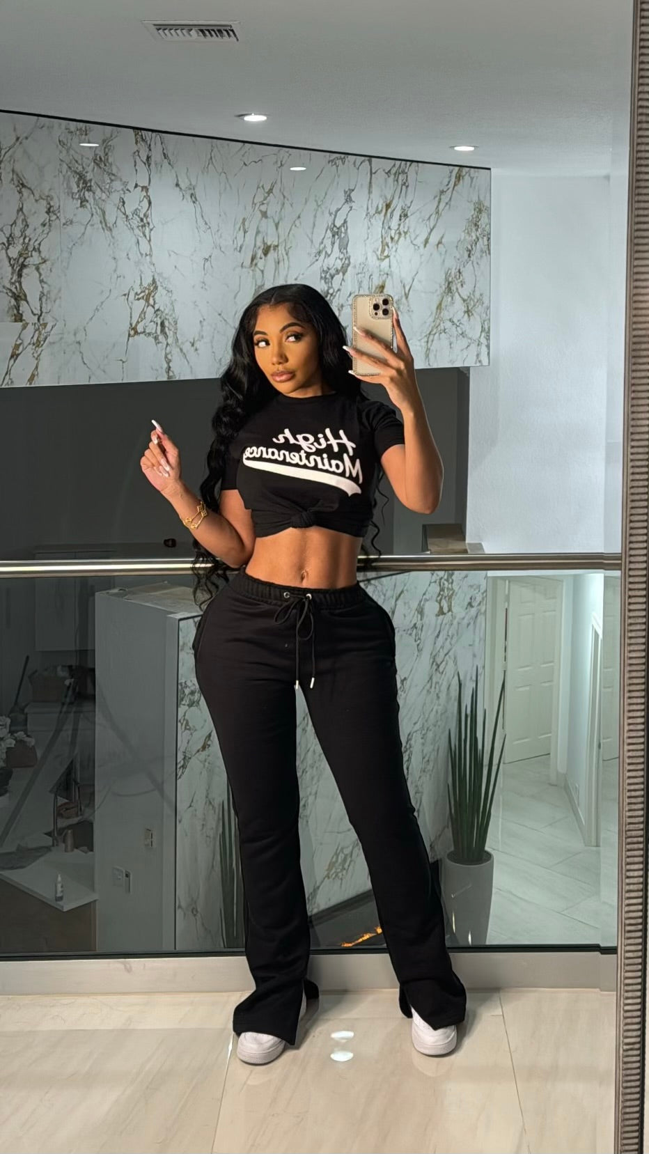 AUTTY SIMONE – Autty Simone